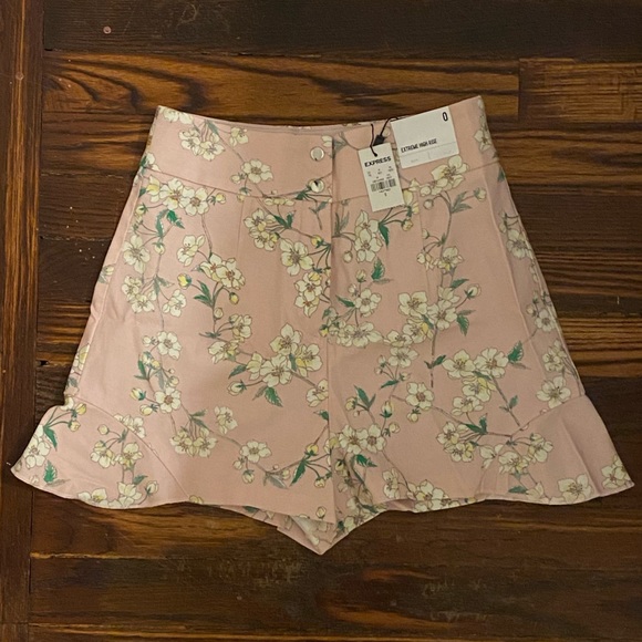 Express | Shorts | Nwt Express Ultra High Rise Pink Floral Shorts ...